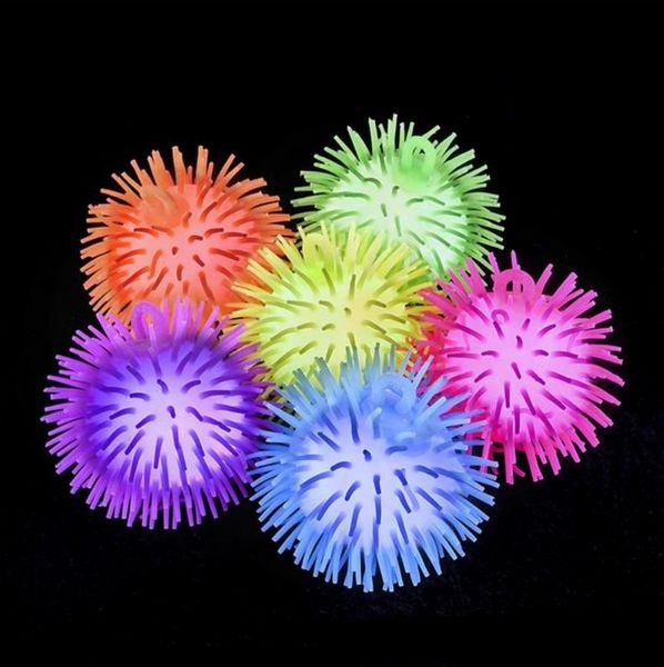 TR51426 Light Up 5 Puffer Ball